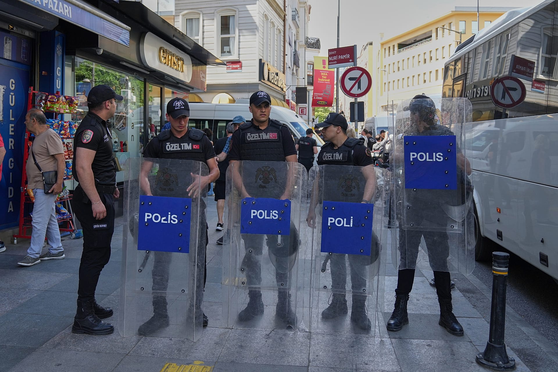 Six stand trial in Istanbul over insecticide poisoning deaths of ...