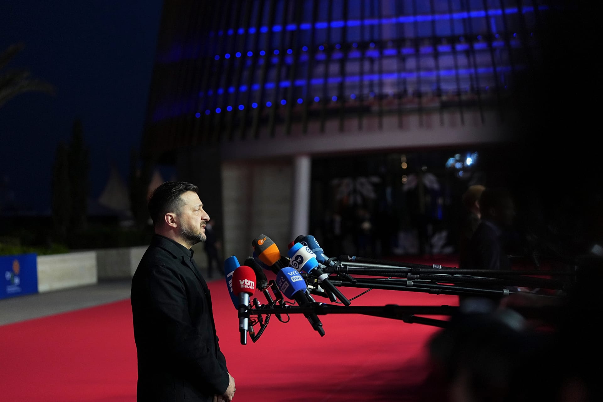 Ukraine needs full not symbolic membership in the EU, Zelenskyy says ...