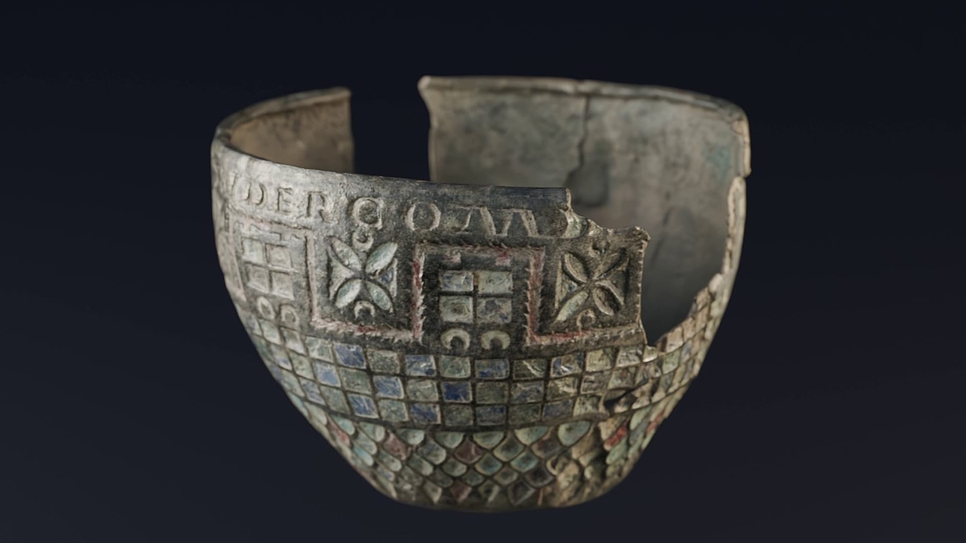 Striking souvenir from 2nd century AD Hadrian's Wall in UK found in ...