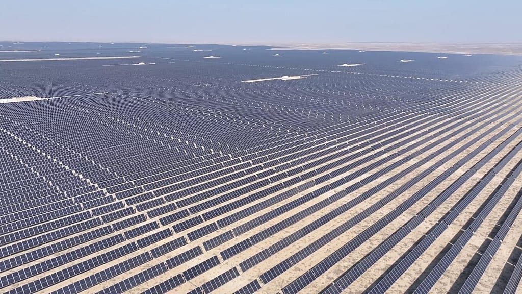 How solar and wind projects are accelerating the energy transition ...