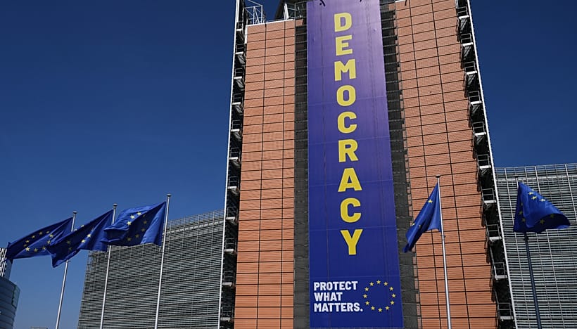 The EU simplified its toughest AI law: what changed and why it matters ...