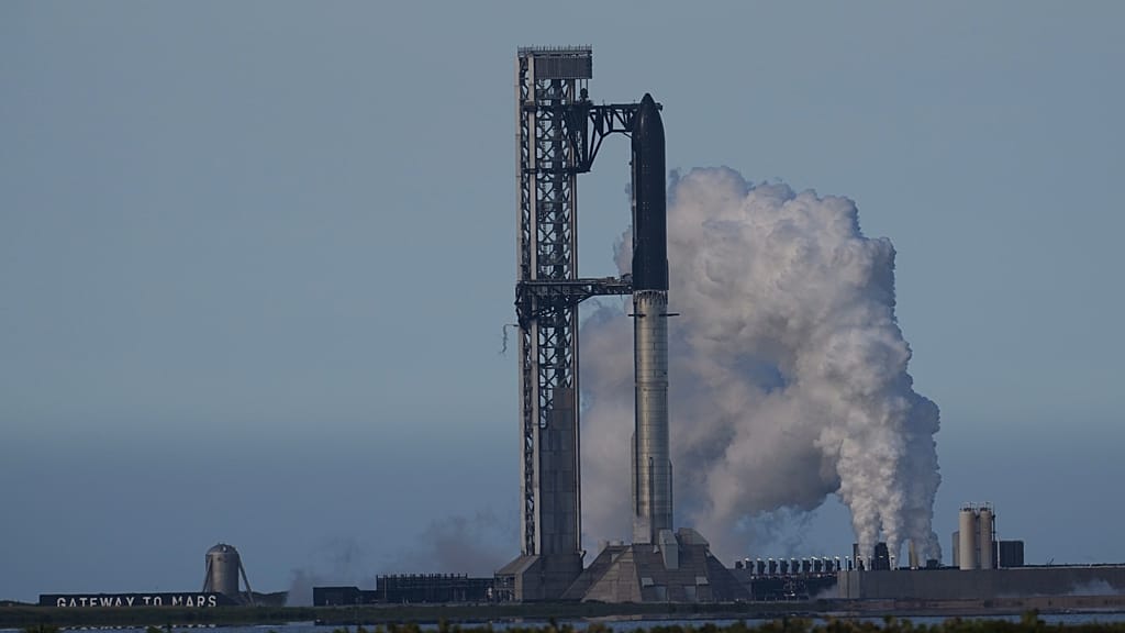 SpaceX rinvia il lancio del razzo mentre prepara IPO da 1,51 trilioni ...