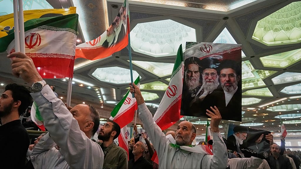 Ayatollah Mojtaba Khamenei: Keine US-Militärbasen mehr in der Region ...