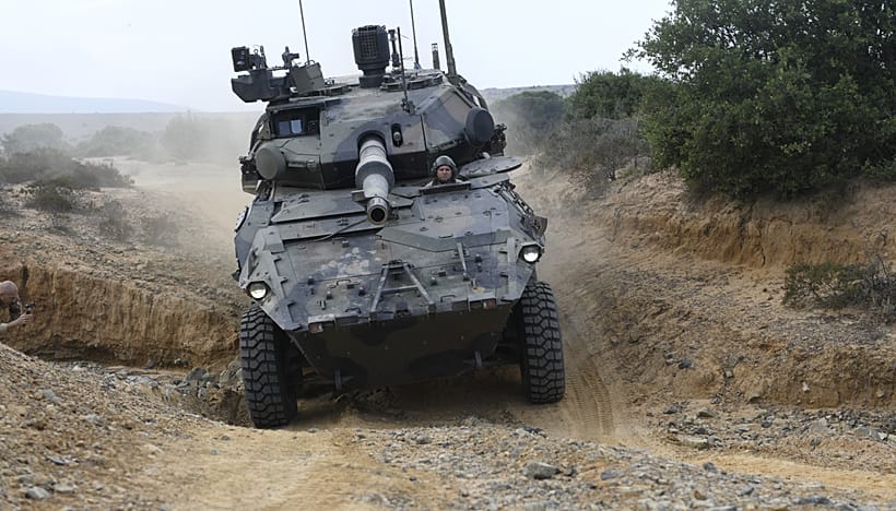 Guerra dei droni in Ucraina: perché la blindo italiana Centauro sta ...