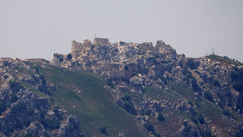 Israeli flag raised over Beaufort Castle in southern Lebanon - Newswav