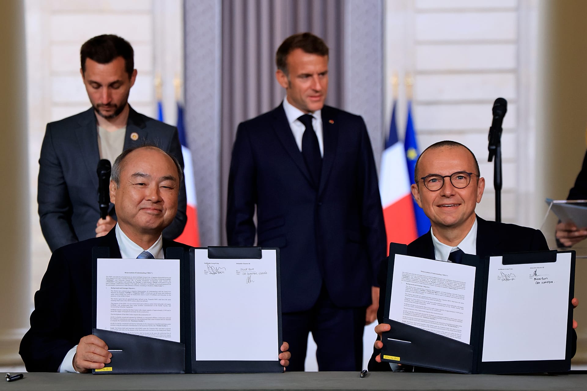 President Emmanuel Macron announces €93 billion in 'Choose France ...