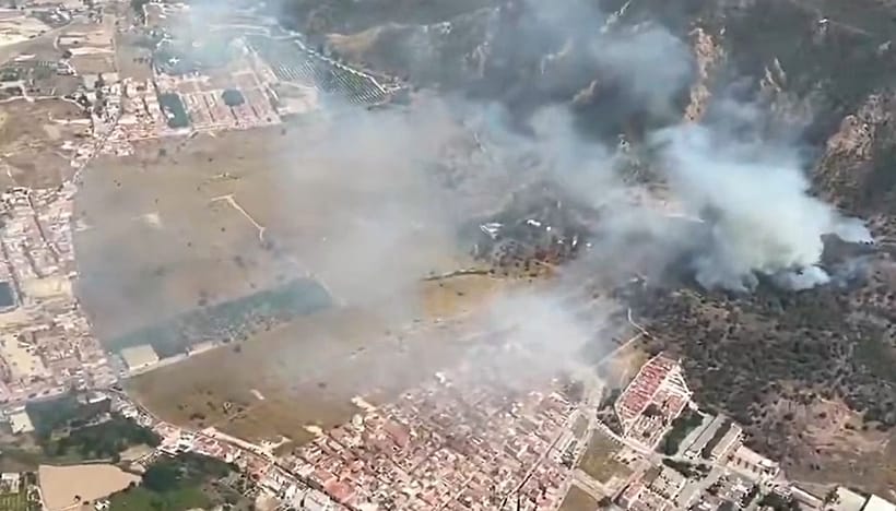 'Murcia deploys Military Emergencies Unit to Espuña fire and calls for ...