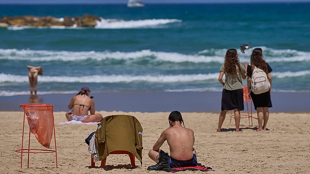 Europa: bactéria 'carnívora' espalha-se nas praias com o aquecimento ...