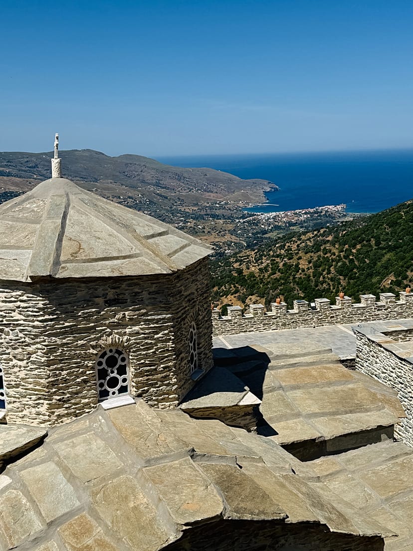 Le monastère de Panachrantos à Andros, reliquaire de l'art grec ...