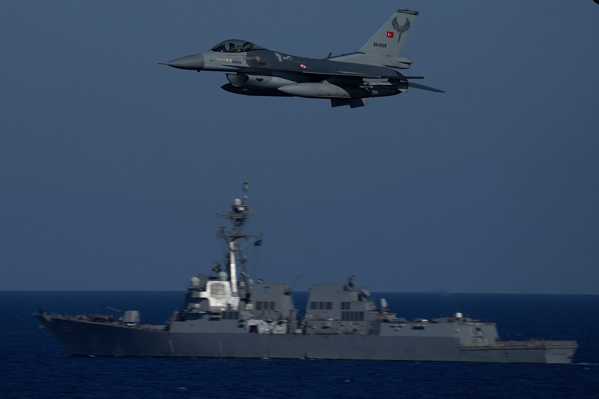 Washington plans to slash fighter jets and warships to NATO in Europe ...