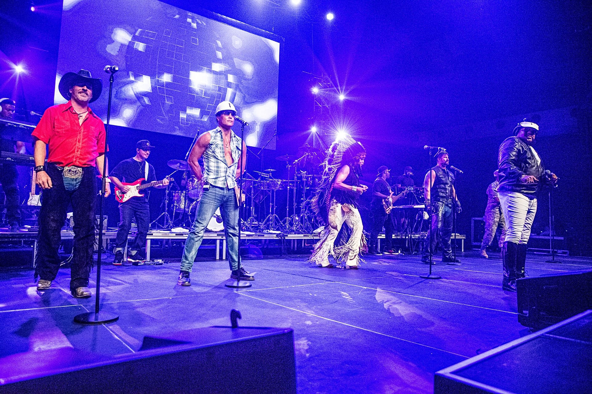 Victor Willis, chanteur des Village People et co-auteur de « Y.M.C.A ...